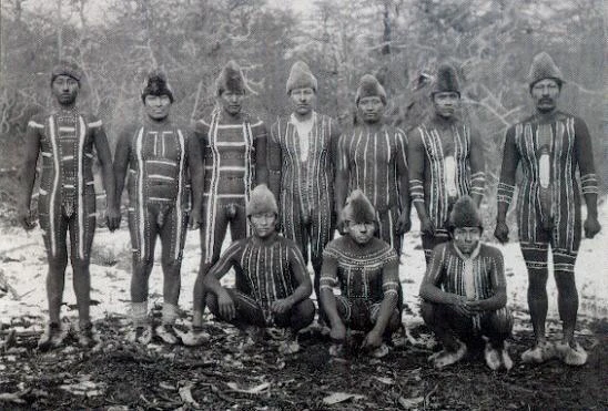 Los onas y sus misteriosos rituales